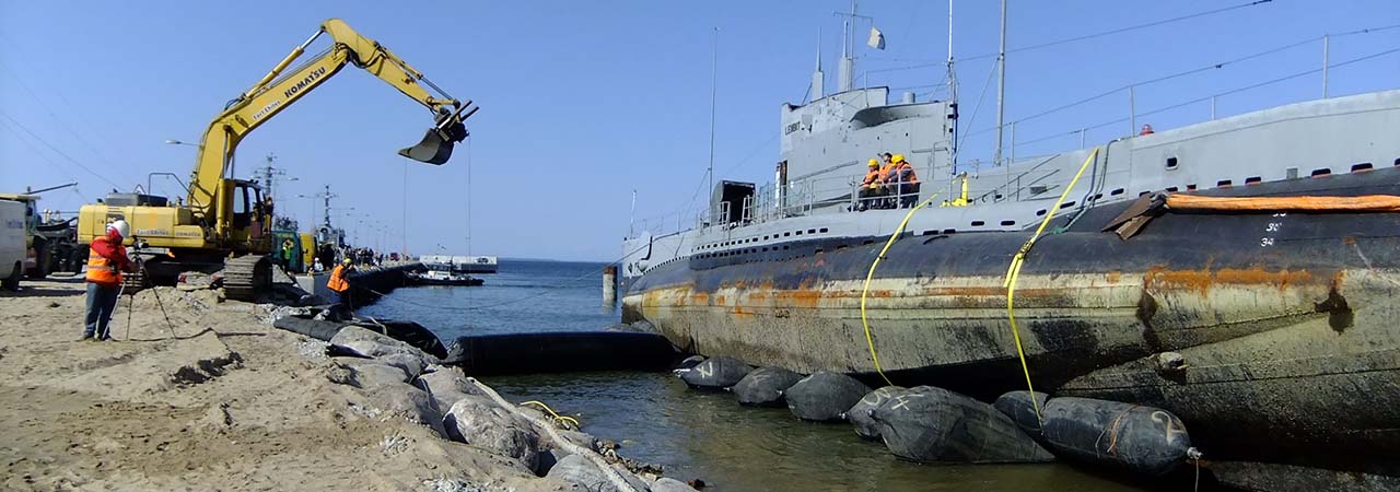 hauling-out-submarine-with-airbags – QingDao Eversafe Marine ...